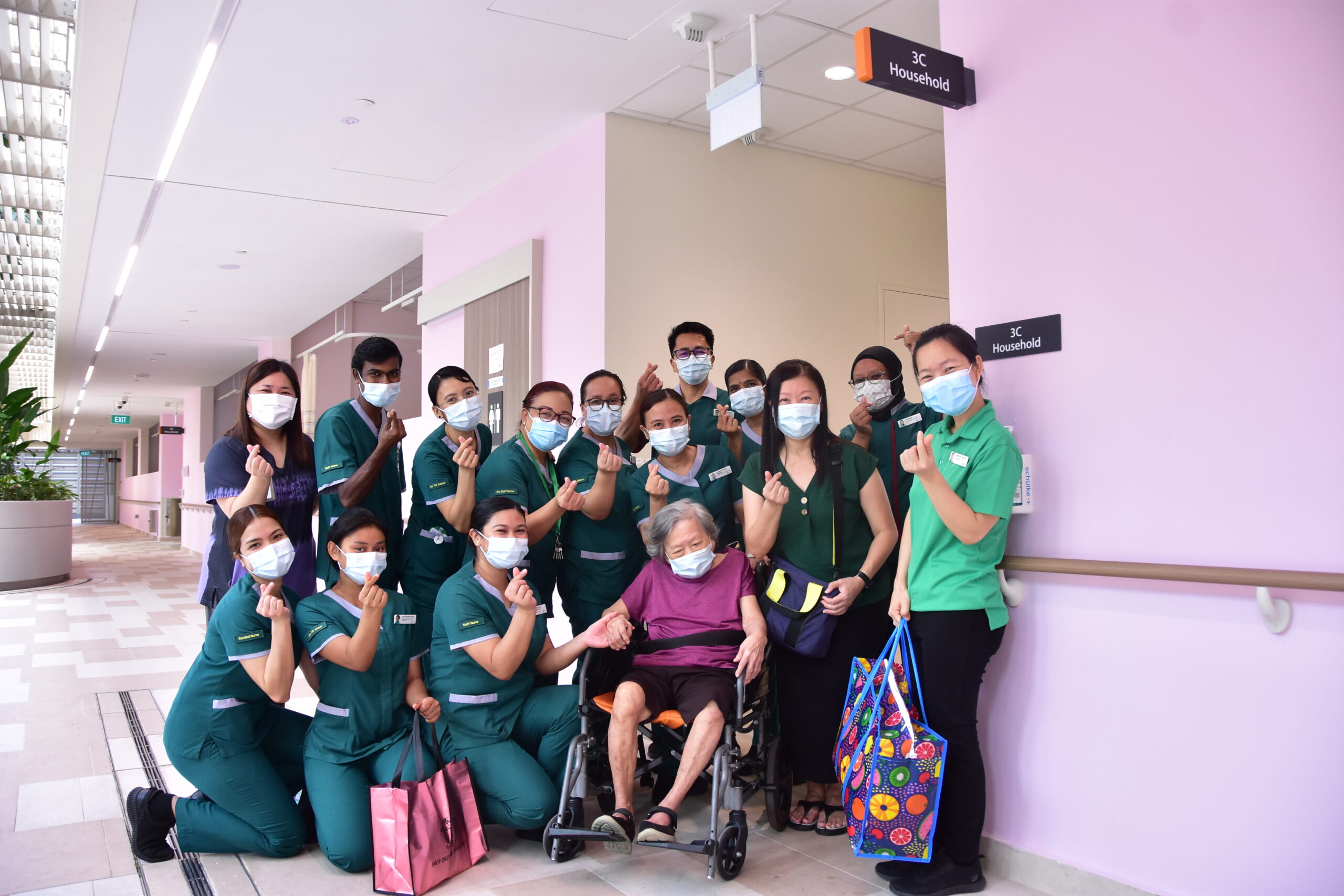 Issue 55: Welcome to Ren Ci @ Woodlands - Welcome to Ren Ci